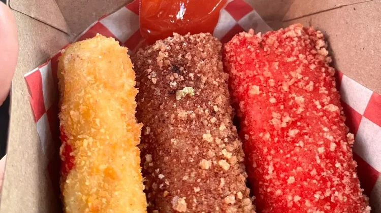 Kuliner Risol Mayo Warna-Warni Kini Jadi Buruan Baru Warga Surabaya ...