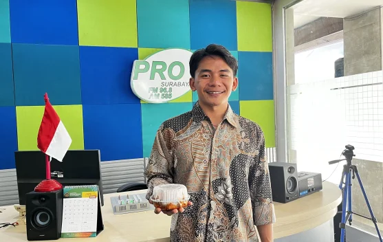 Lulusan Psikologi Surabaya Sukses Rintis Usaha Pentol Meriam - RRI.co.id