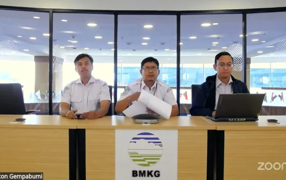 BMKG Rilis Informasi Pendahuluan Gempa M6,7 di Palu, Warga Diminta ...