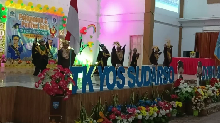 TK Yos Sudarso Dobo Gelar Pelepasan dan Pentas Seni Tahun Ajaran 2025/ ...