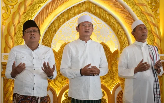 Haul Akbar, Wujud Syukur dan Doa untuk Hari Jadi Lamongan ke-457 - RRI ...