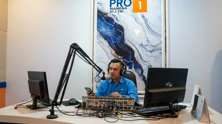 Radio Belum Mati, Evolusi Media Audio di Era Digital dan Daya Tarik ...