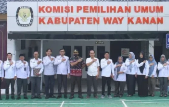 KPU Way Kanan Tekankan Disiplin lewat Apel Rutin Mingguan - RRI.co.id