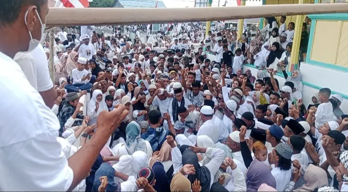 Ribuan Warga Ramaikan Tradisi "Lawa Pipi" di Hila - RRI.co.id