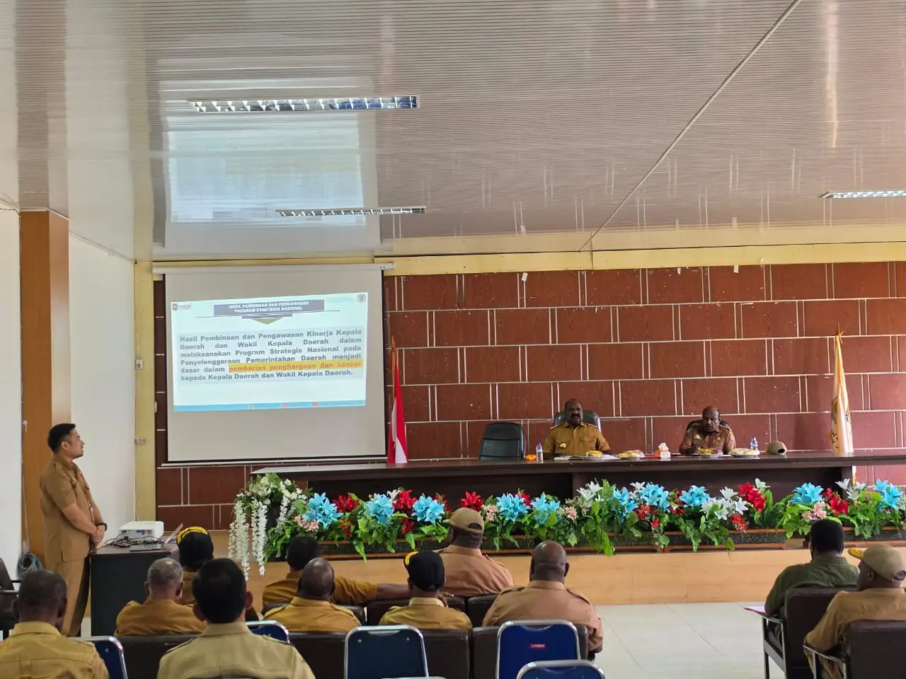 Bupati Pimpin Rapat Kordinas OPD Bahas Pelaporan Kinerja Program ...