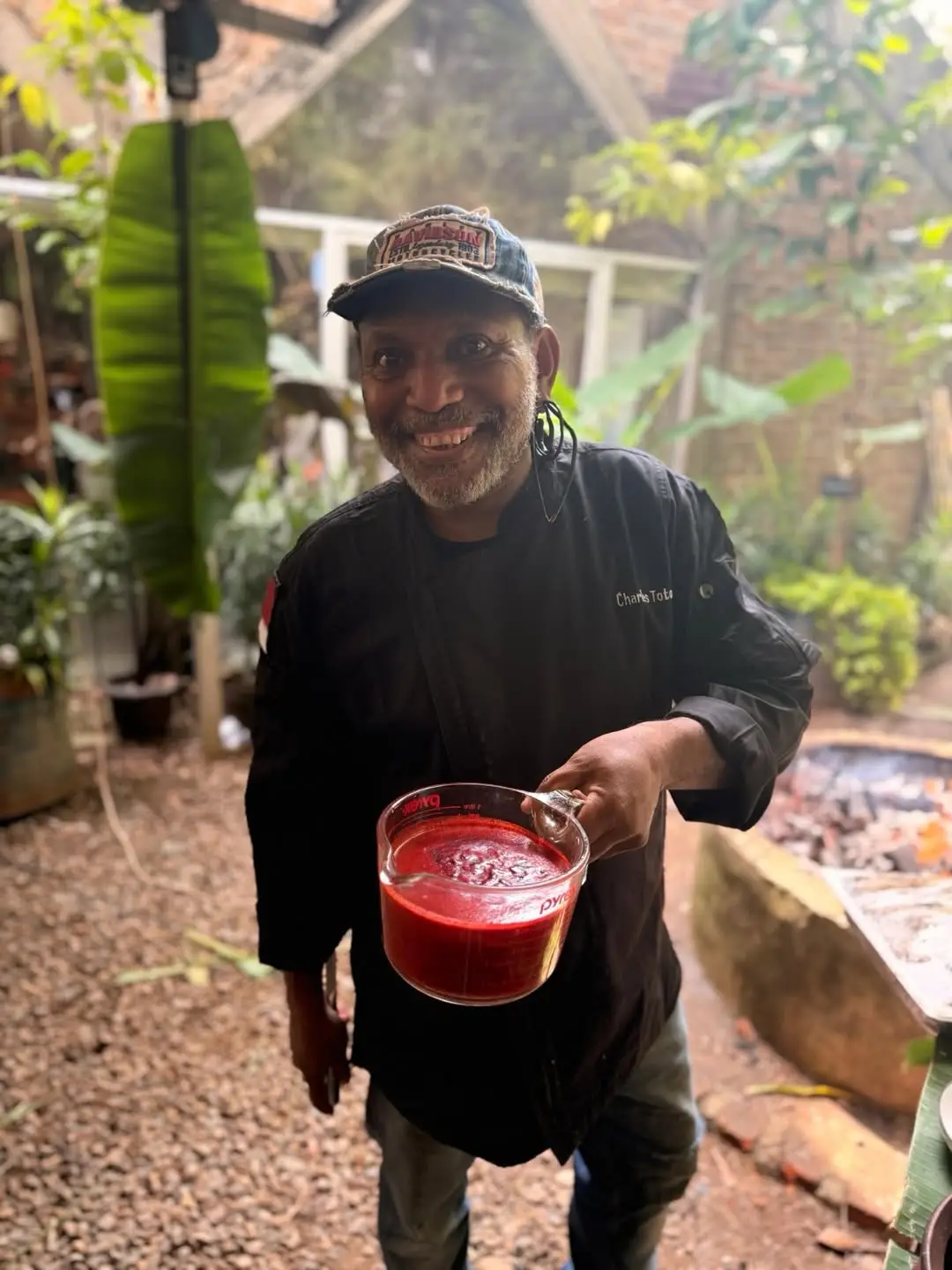 Kisah Charles Toto Membawa Kuliner Papua Mendunia Melalui ...