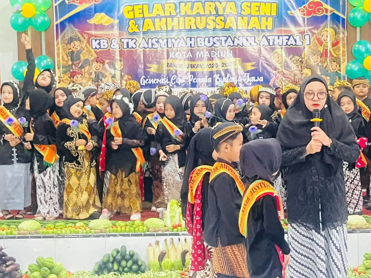 Akhirussanah dan Pentas Seni TK ABA 1 Kota Madiun Tahun Ajaran 2025/ ...